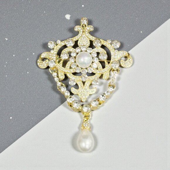 Handmade | Jewelry | Pearl Brooch Vintage Gold Brooch Crystal Brooch ...
